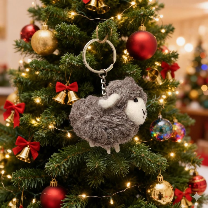 Handmade Felt Sheep Christmas Ornament – Wool Holiday Decor - Etsy