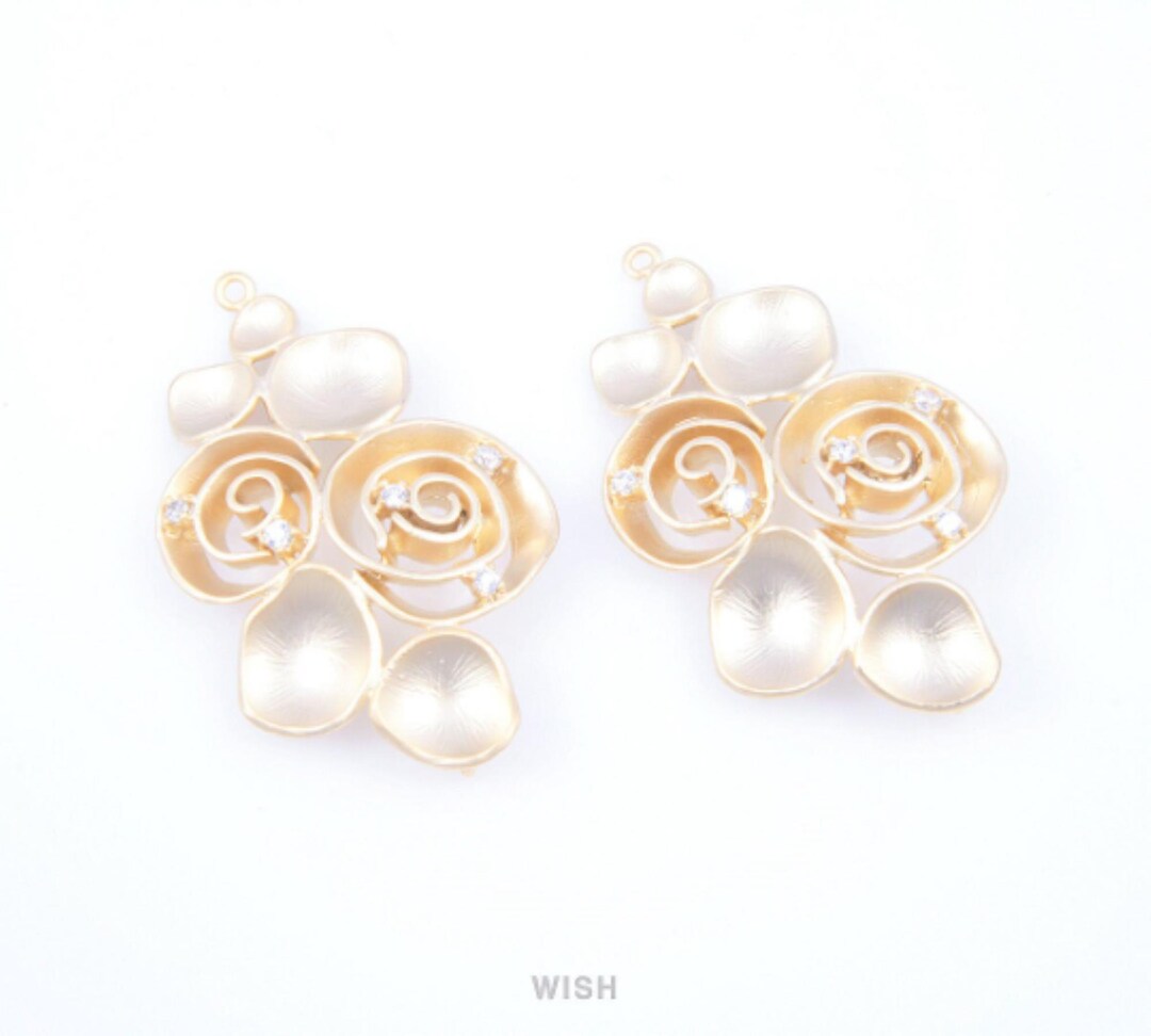 Rose Bouquet Connectors in Matte Gold, Rose Charms / MMG-056-C - Etsy