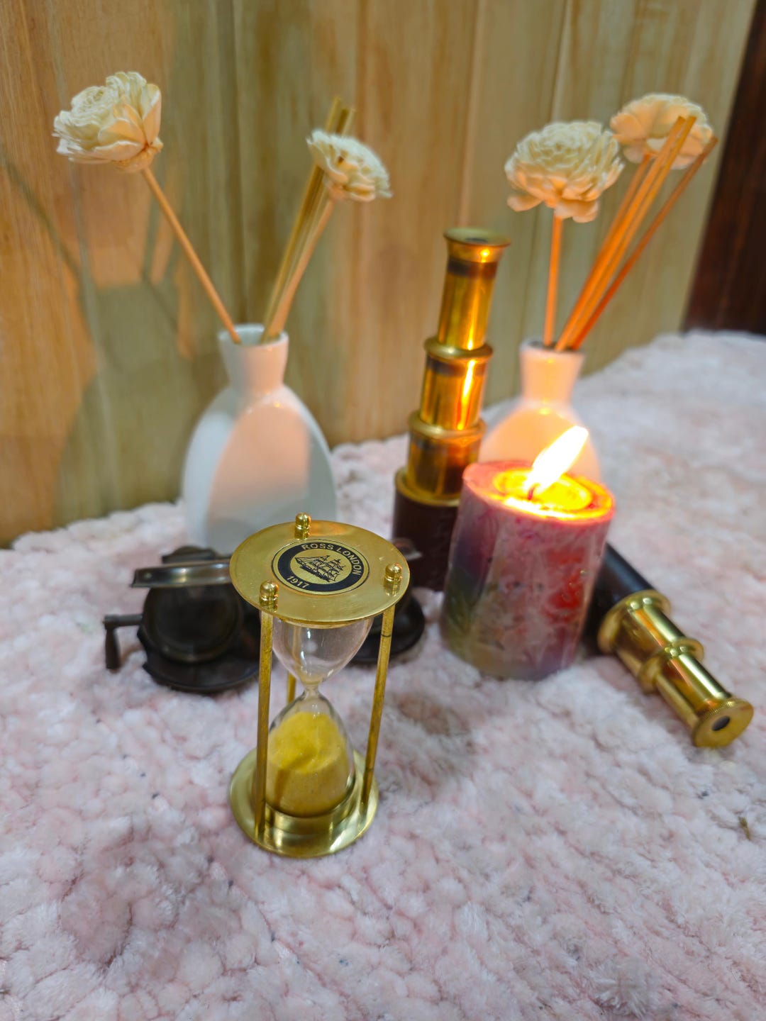Vintage-style Brass Yellow Sand Timer Hourglass - Decorative Timepiece ...