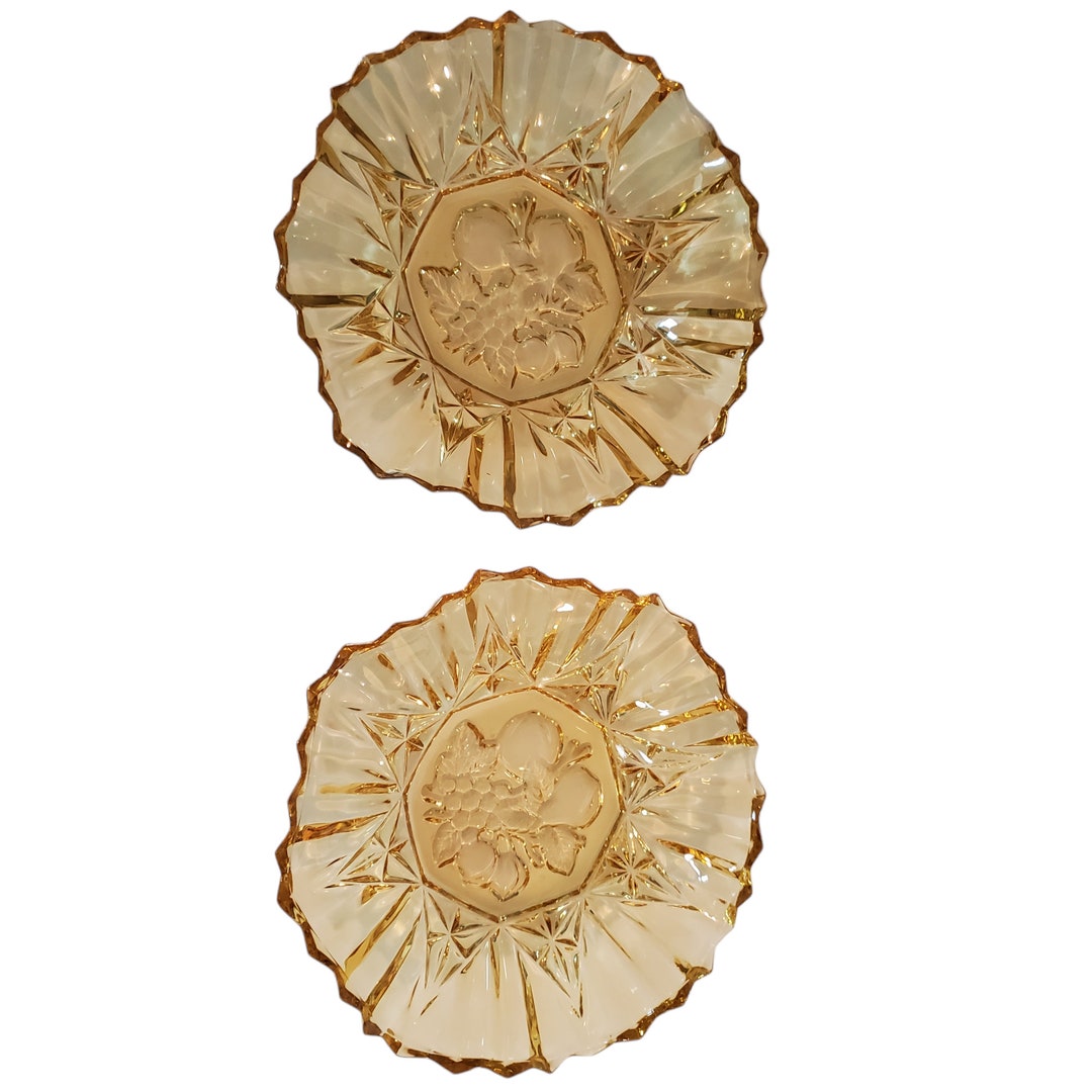 Vintage 70s Set of 2 Light Amber Federal Glass Pioneer Fruit Pattern ...