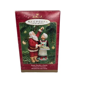 2001 Santa Sneaks a Sweet Hallmark Keepsake Ornament, Mr & Mrs Claus ...