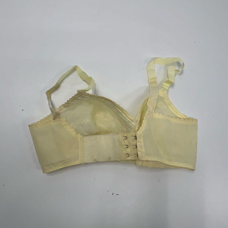 Vintage 70s 80s Lot of 5 Bras Maidenform Exquisite Form White Lace NOS ...