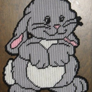 Vintage Plastic Canvas Easter Bunny and Balloons Wall Hanging Decoration Pattern, PDF Download ...