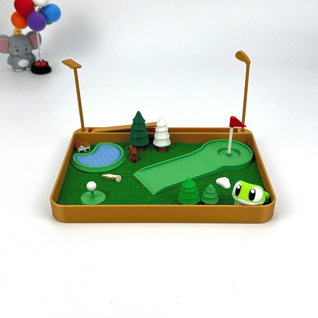 Golf Zen Garden Gift – Mini Putting Green Desk Set for Golf Lovers ...