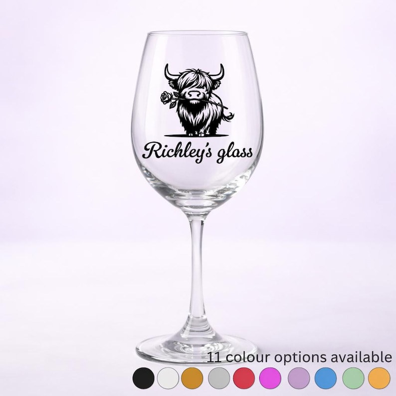 Personalised Highland Cow Wine Glass – Farmhouse Kitchen Decor - Etsy