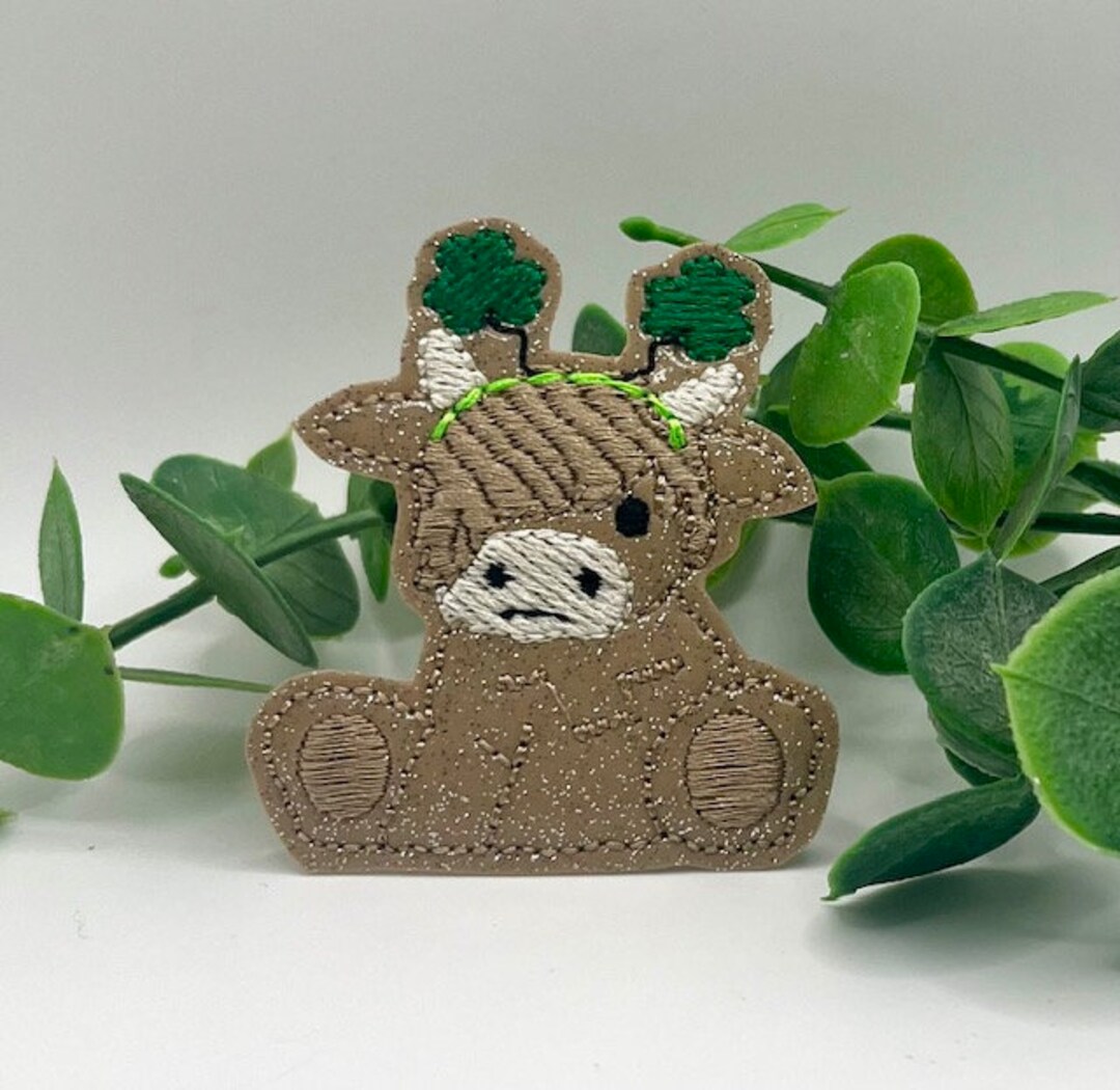 Shamrock Highland Cow (full Body) Feltie - Etsy