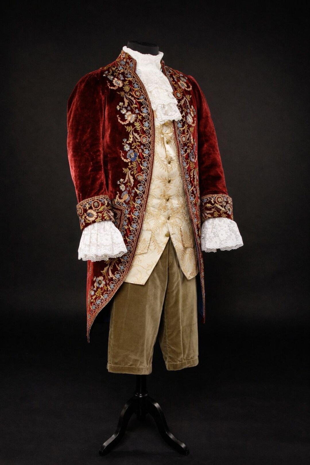 Red Velvet Rococo Men’s Suit | 18th Century Baroque Coat | Aristocrat ...
