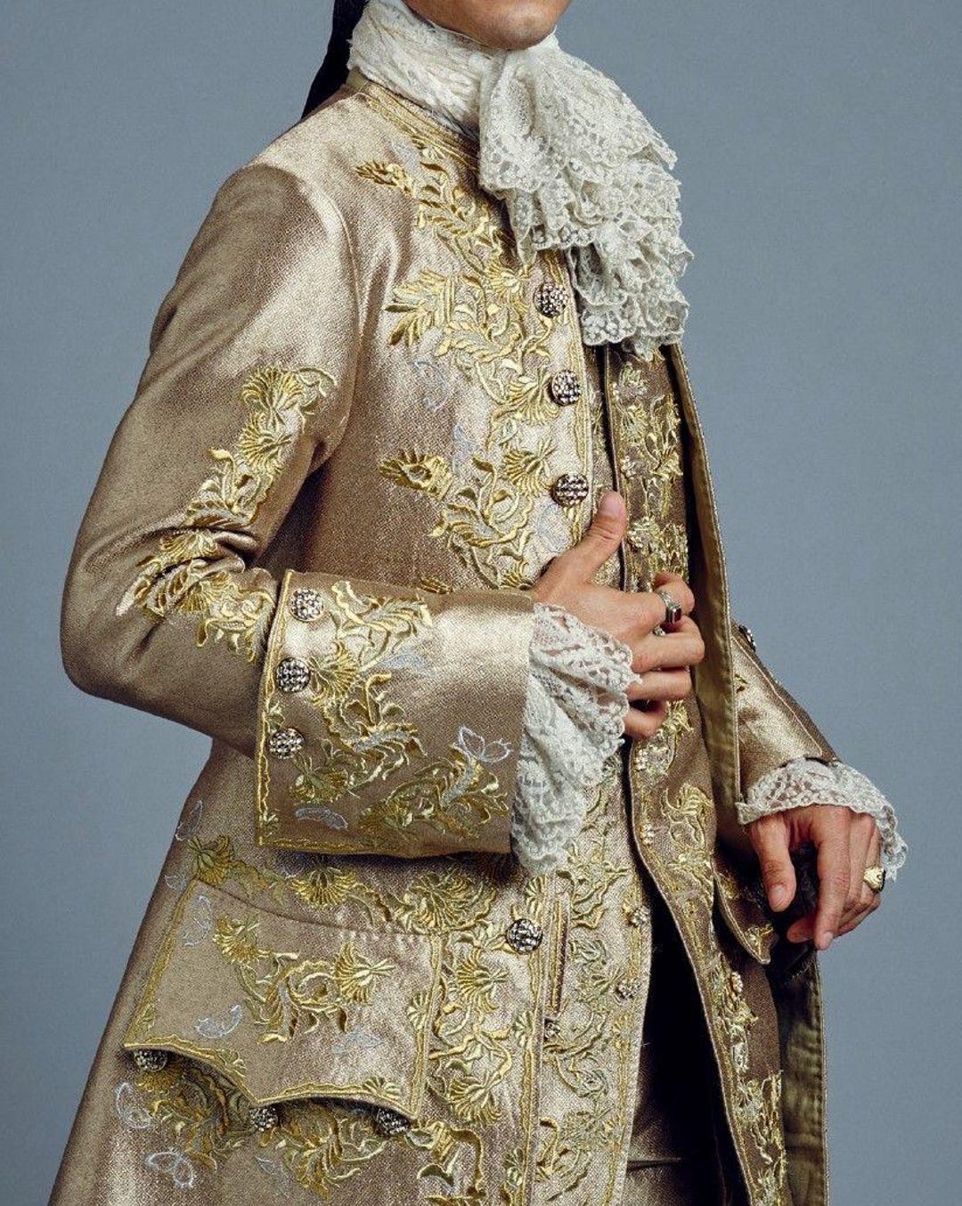 Regal 18th Century Rococo Men’s Costume Baroque Gold Embroidered ...