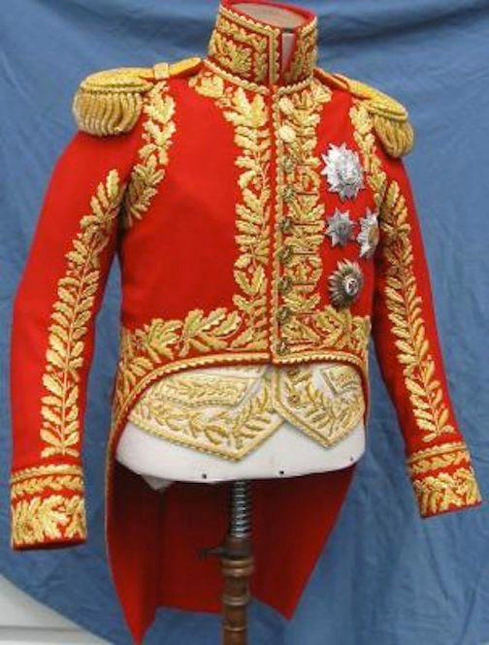 Custom Red Gold Military Ceremonial Jacket Embroidered Band Uniform ...