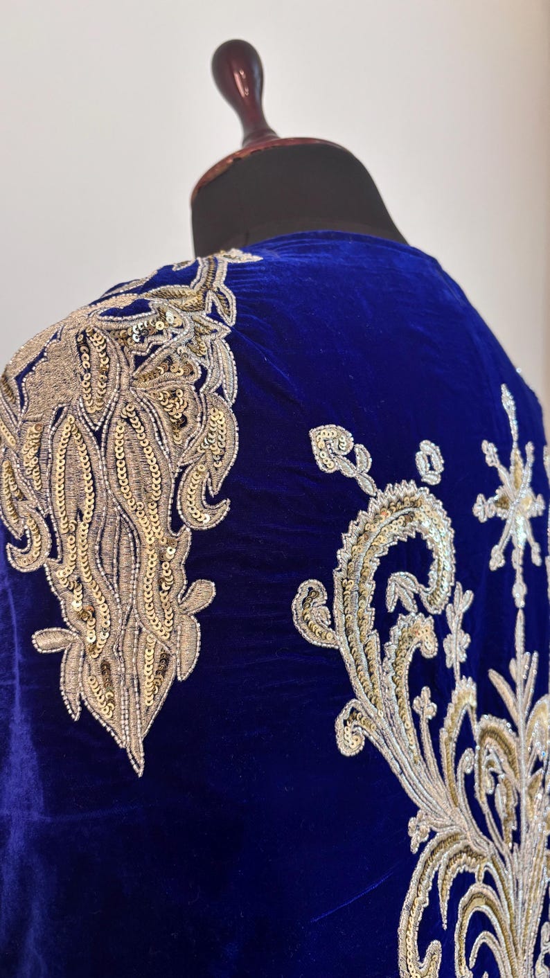 Custom Royal Blue Velvet Embroidered Men Cape Suit Regal Groom Outfit ...