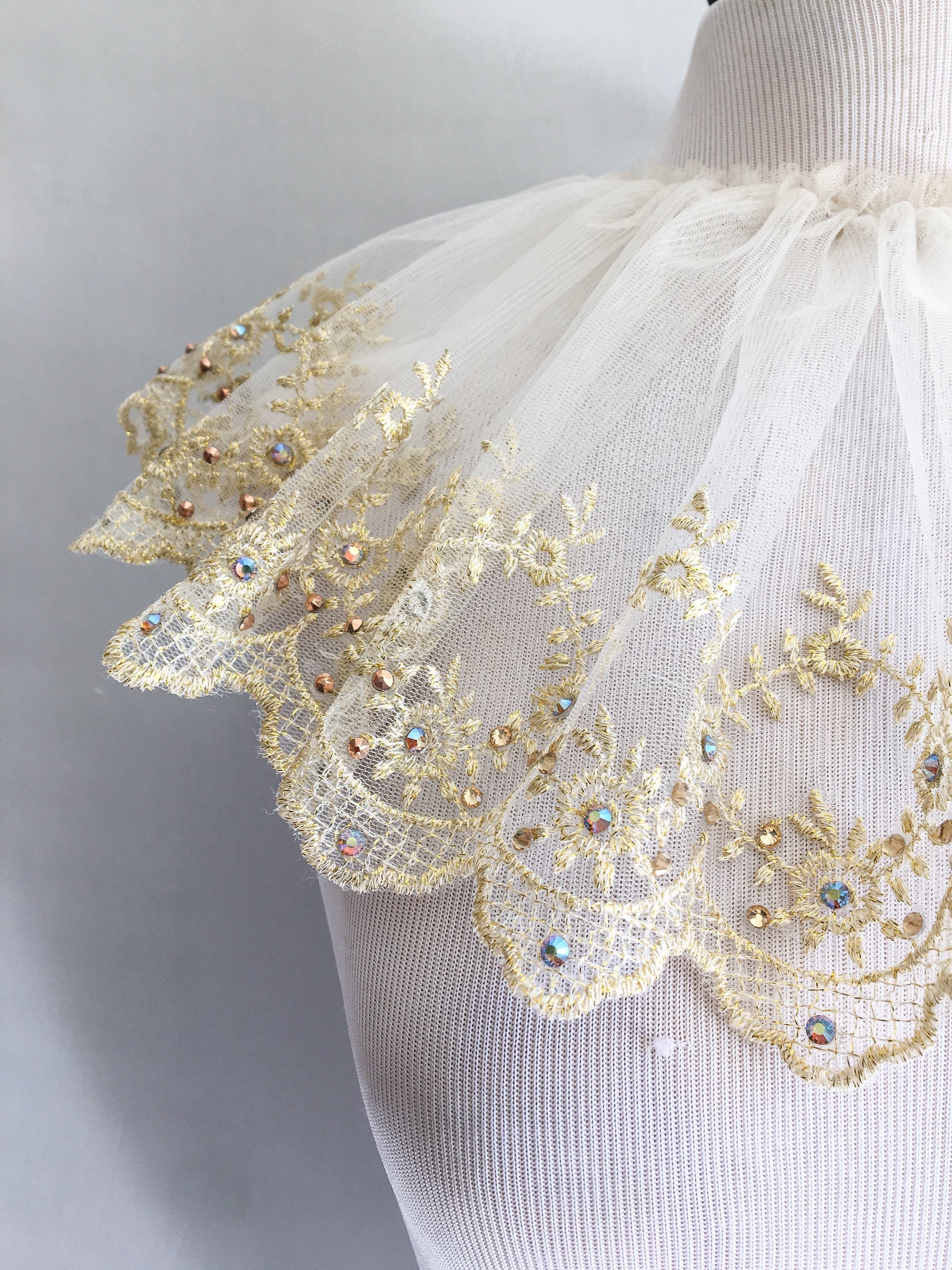 Lace Ruff / French Lace Ruffle Collar / White & Gold Lace Circus ...