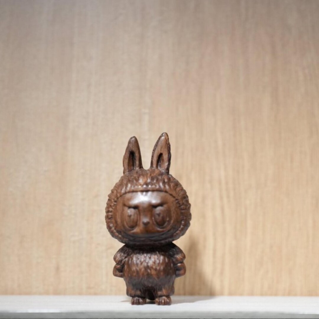 Zimomo Figurine Artisanal Wooden Labubu Friend Home Décor Spiked Tail ...