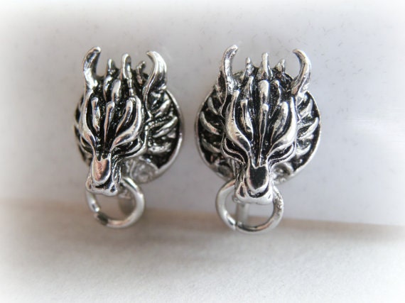 Cloud Wolf Stud Earrings in Vermeil - Fenrir Custom Order Jewelry ...