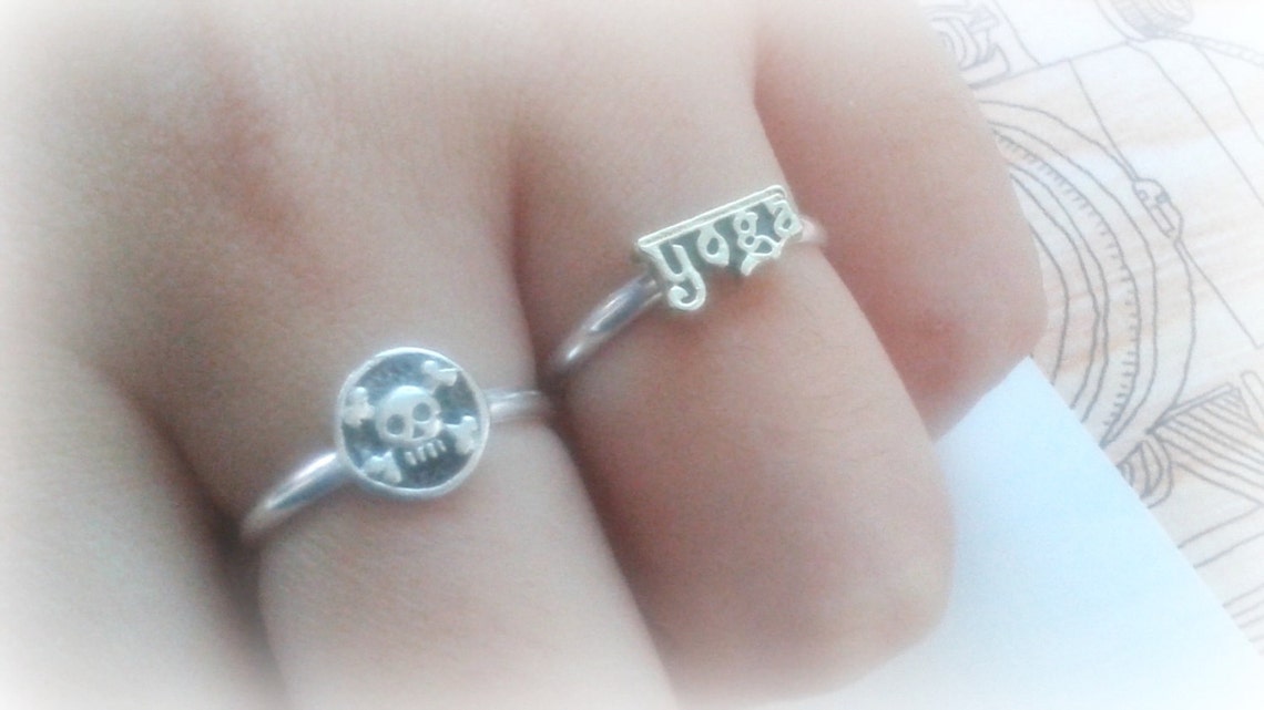 Pirate Skull Ring Sterling Silver Skiny Skull and Bones Ring - Etsy