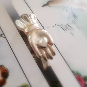 Hand With Heart Ring - Hand Holding Heart Jewelry - Victorian Hand ...