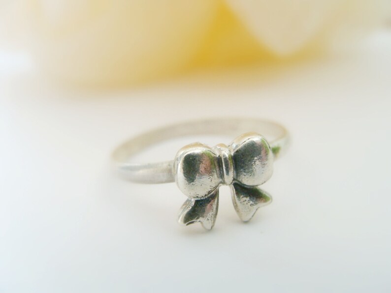 Tiny Bow Silver Ring Sterling Silver Metalwork Ring - Etsy
