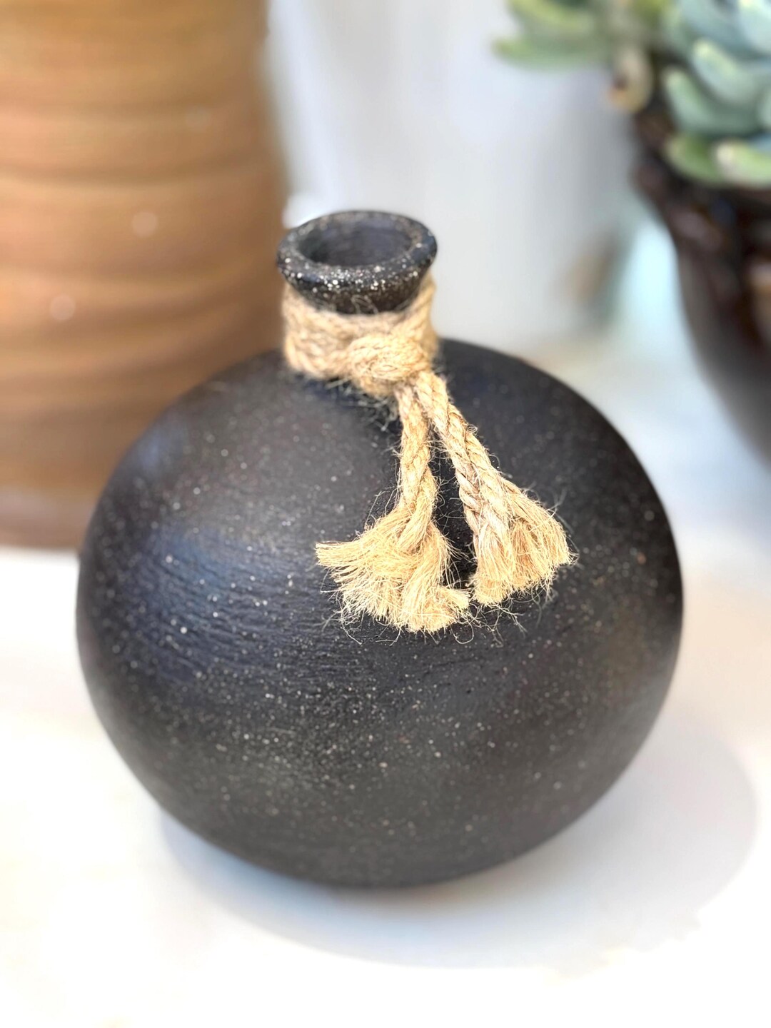 Small Round Body Pottery Vase - Etsy