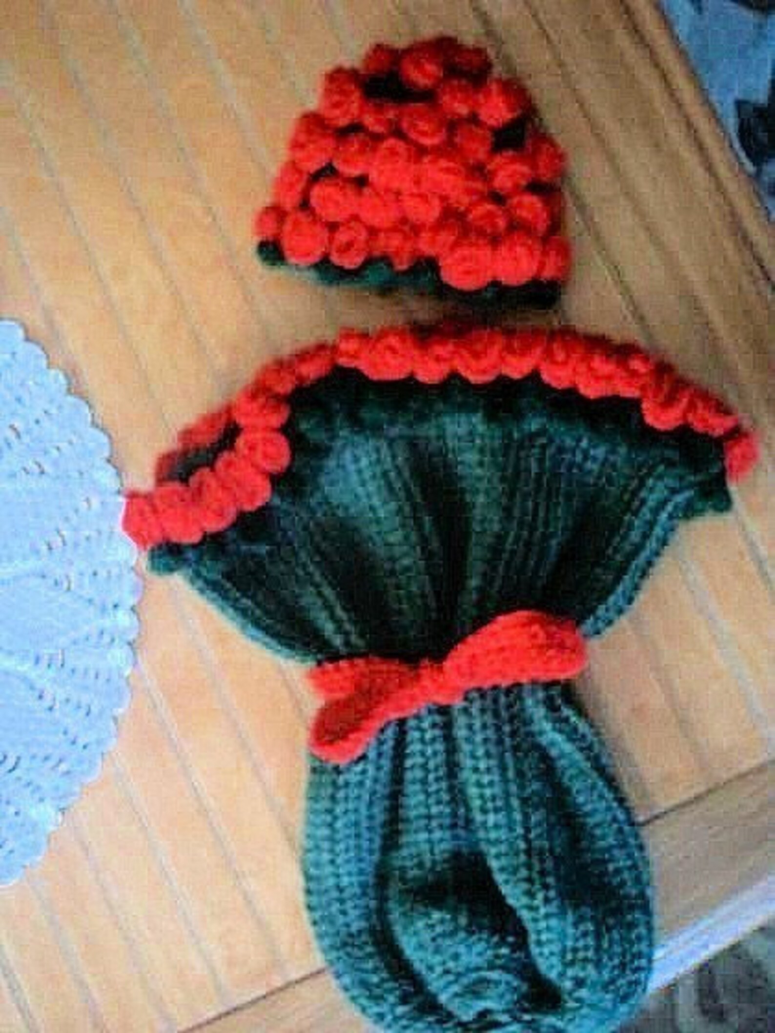 Infant Bouquet of Roses Cocoon Photography Prop/ Costume Baby Shower ...