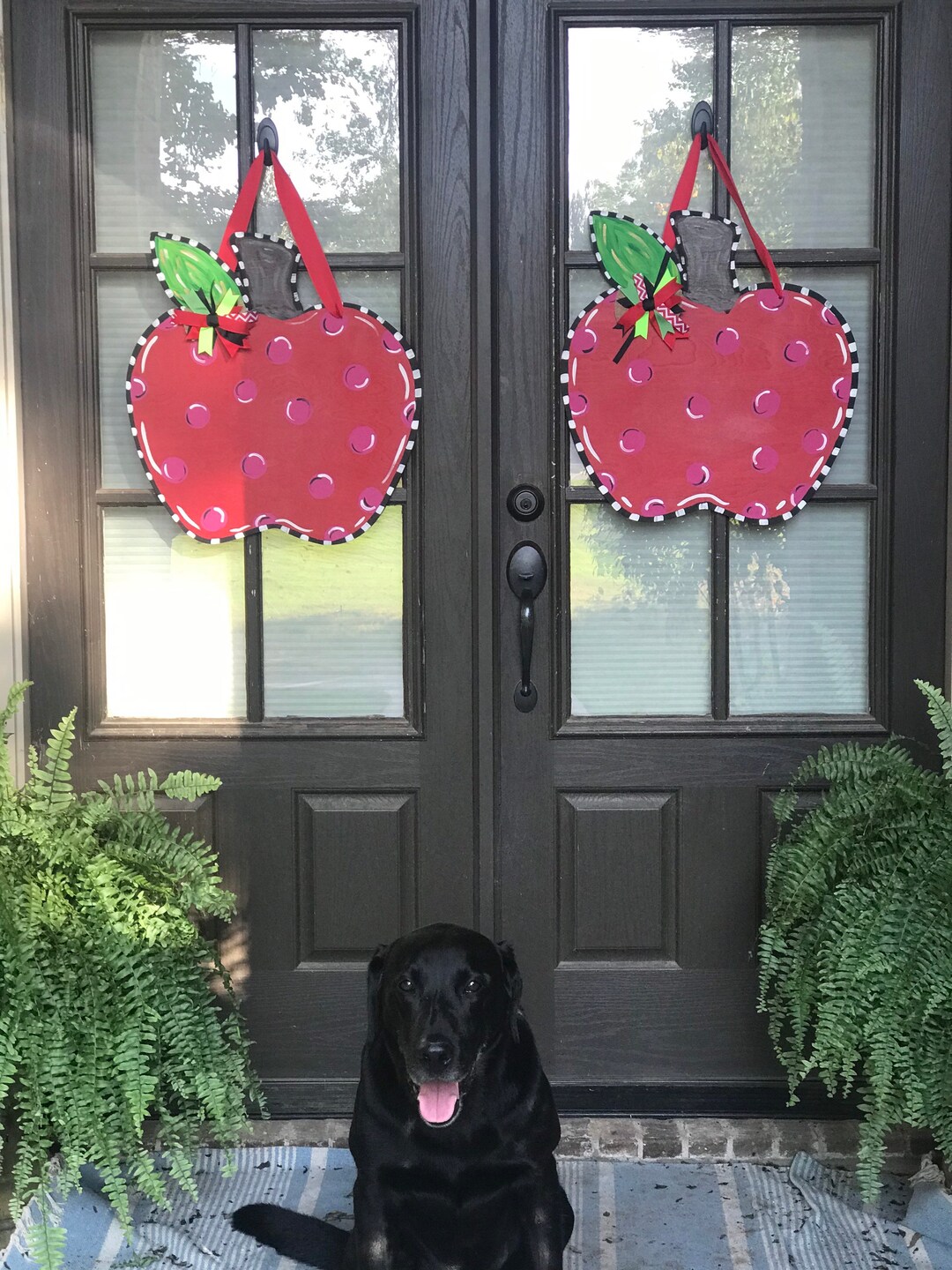 Apple Door Hanger, Back to School, Teacher Sign - Etsy
