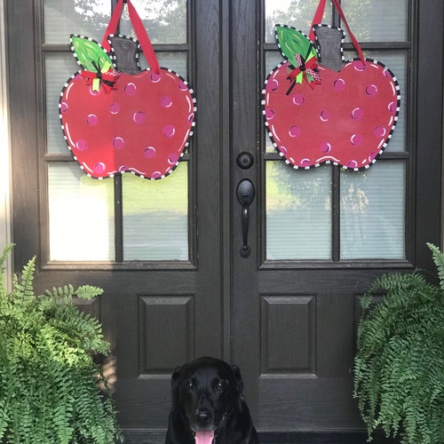Apple Door Hanger Back to School Teacher Sign - Etsy