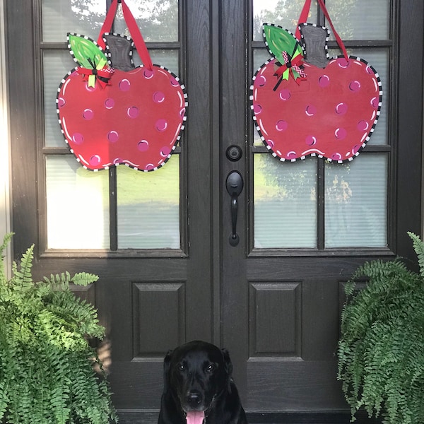 Apple Door Hanger - Etsy