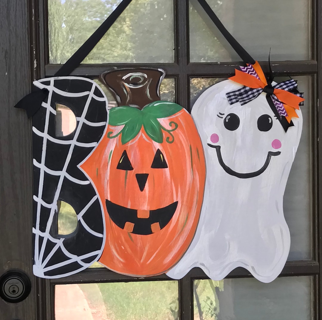 BOO Halloween Door Hanger - Etsy