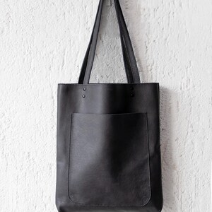 Simple Graphite Black Leather Tote Bag No. LPB-8031 - Etsy
