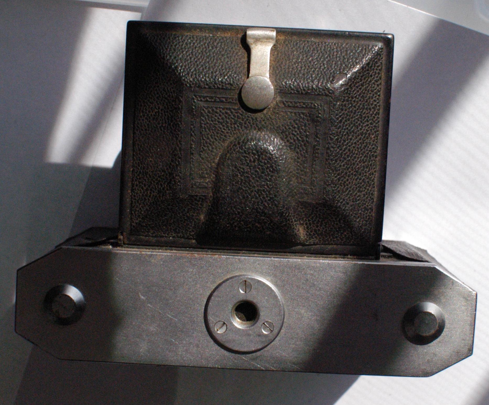 Tokyo Kogaku Minion Folding Camera for 127 Roll Film. Made in Japan ...