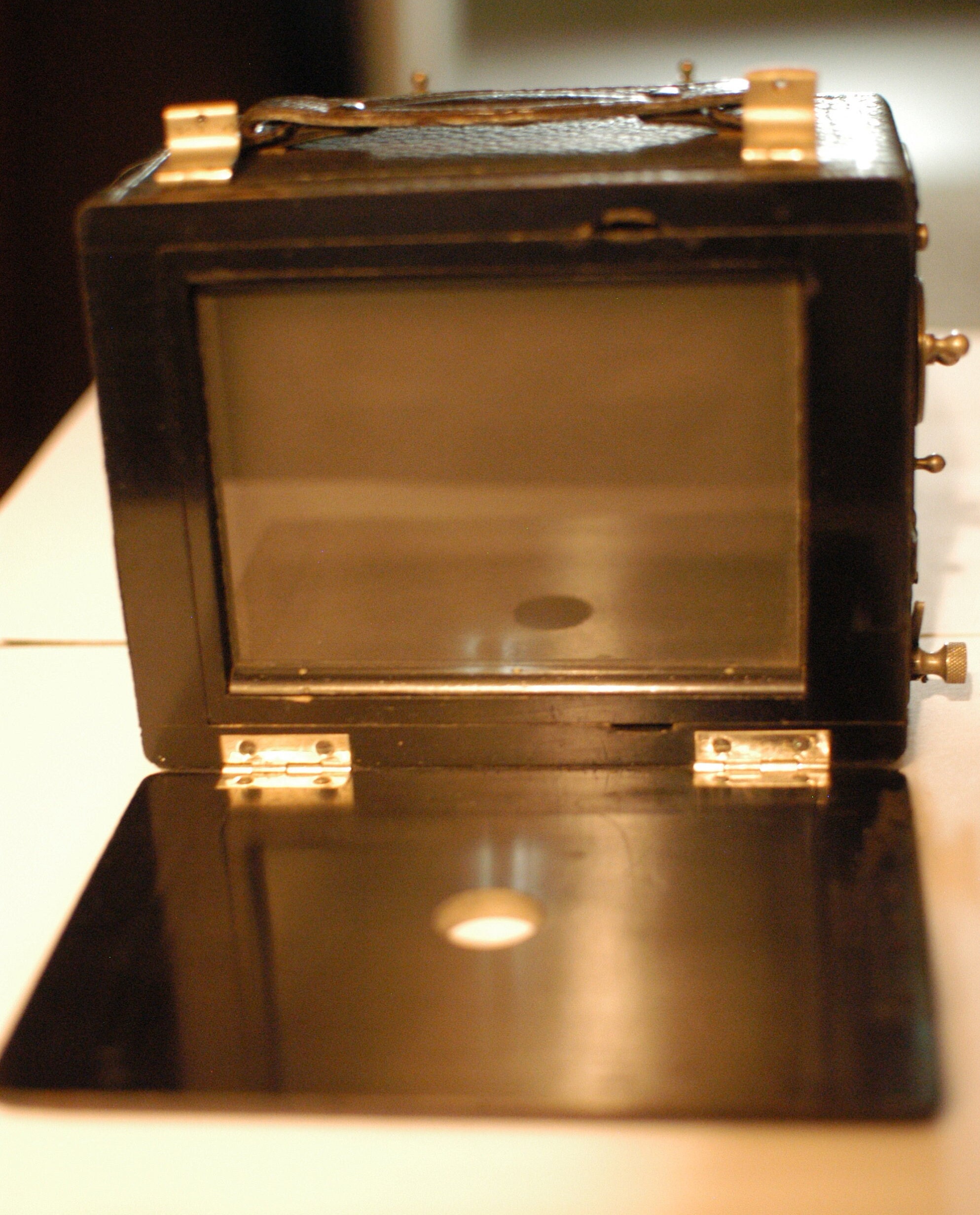 Ernemann Focal Plane Camera Model C. Complete With Case, Instruction ...