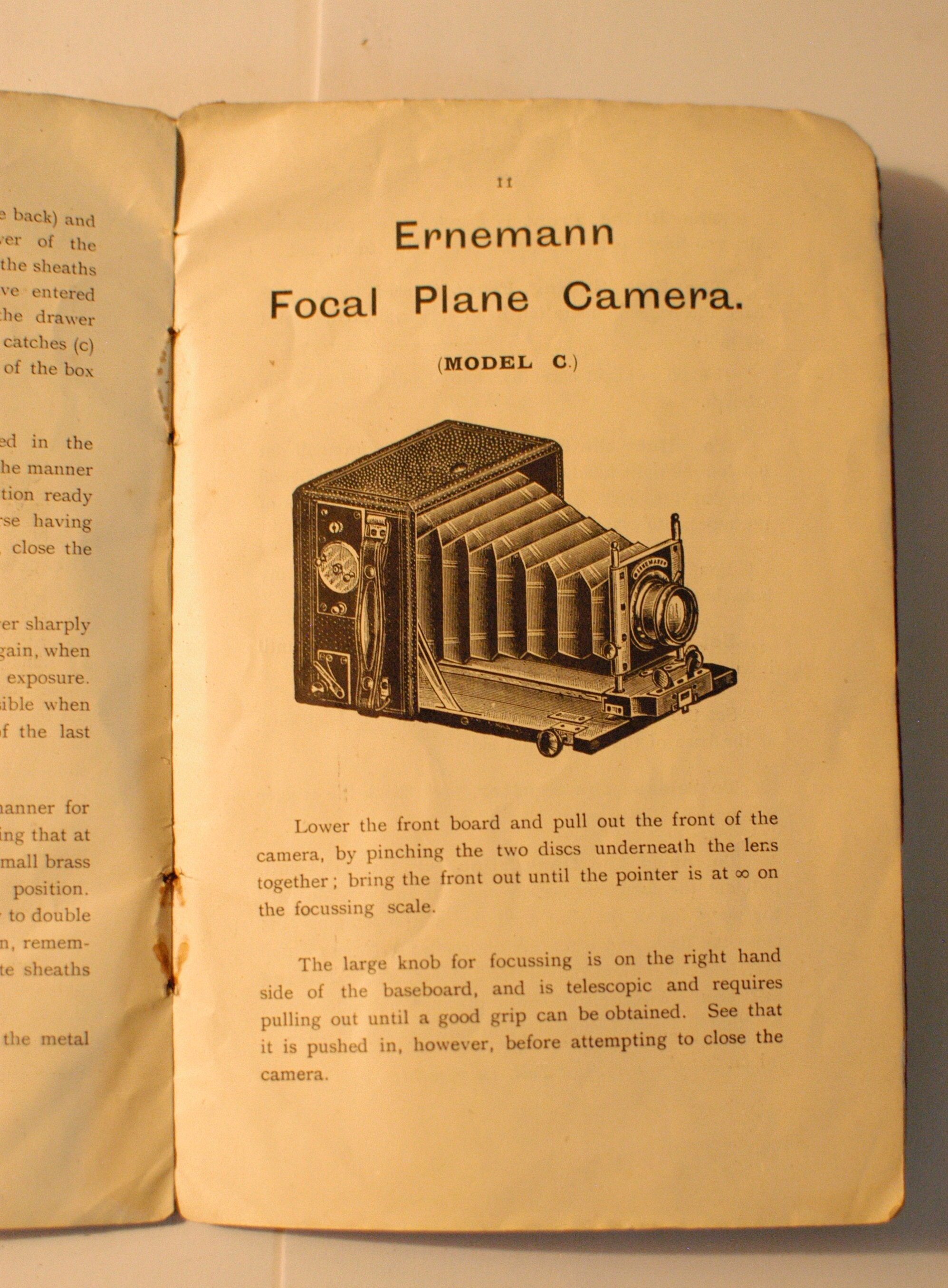 Ernemann Focal Plane Camera Model C. Complete With Case, Instruction ...