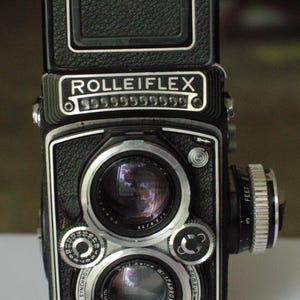 Rolleiflex 3.5E Twin Lens Reflex Camera. Taking Lens is Carl Zeiss 75mm ...