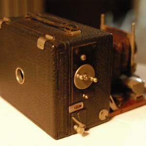 Ernemann Focal Plane Camera Model C. Complete With Case, Instruction ...