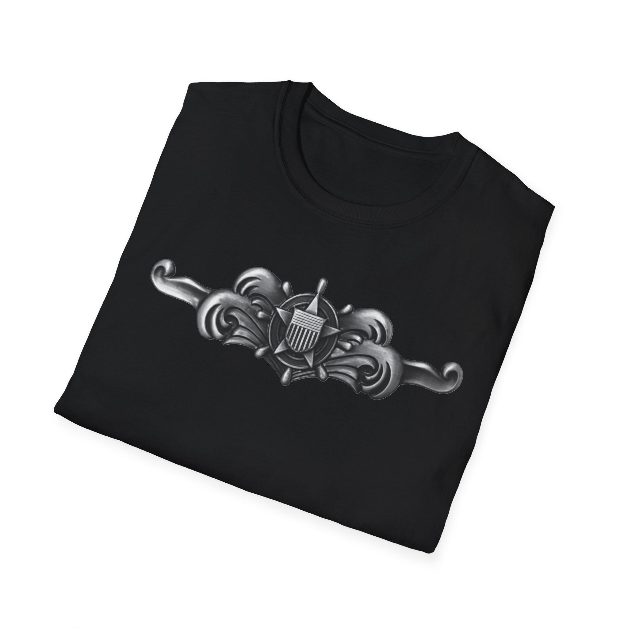 Coast Guard Cutterman Enlisted Insignia T-shirt: Patriotic USCG Apparel ...