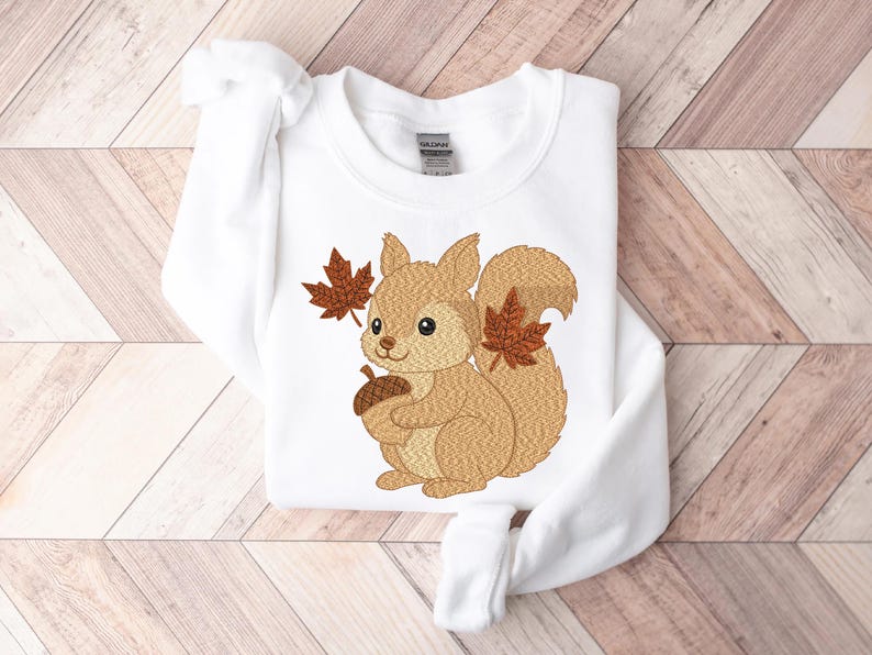 Squirrel and Acorn Embroidery Design, Fall Squirrel Machine Embroidery ...