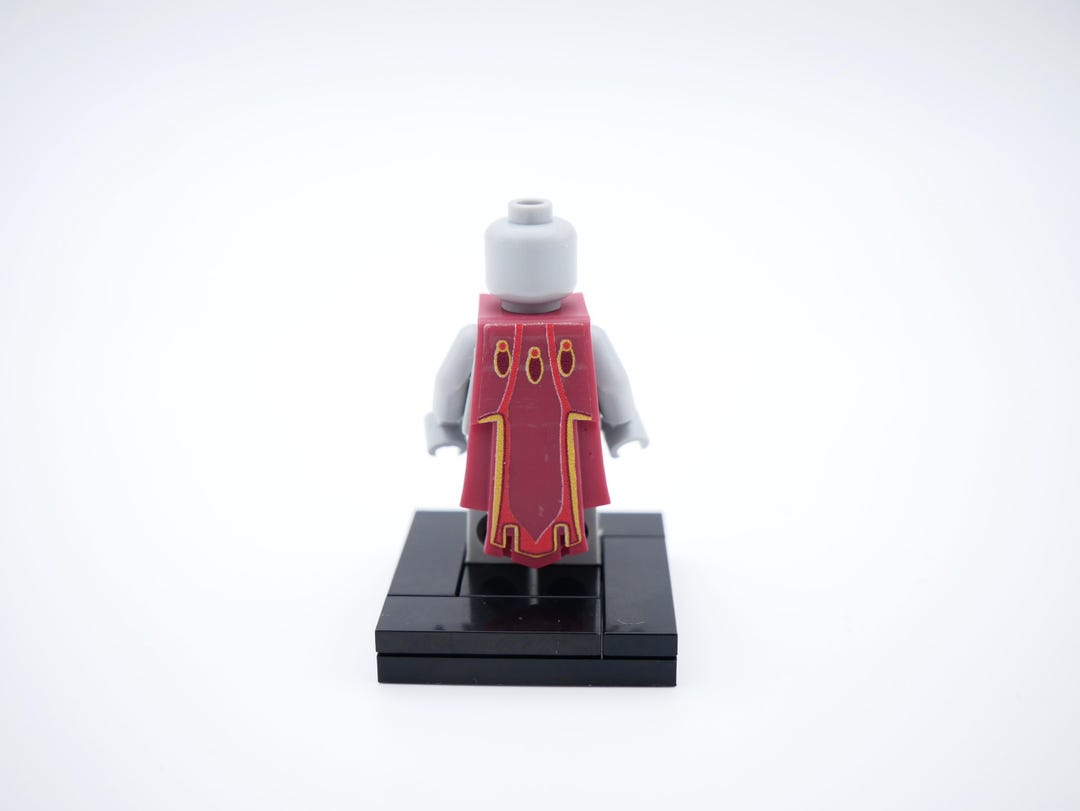Runescape LEGO -max Cape - Physical Set - Genuine Bricks - Old School ...