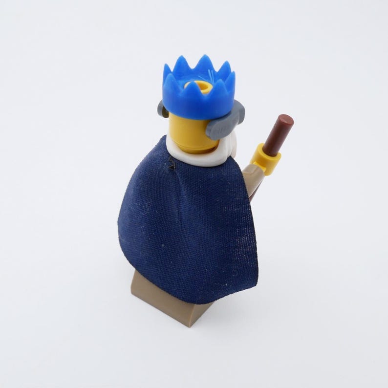 OSRS Wise Old Man - Runescape LEGO - Physical Set - Genuine Bricks ...