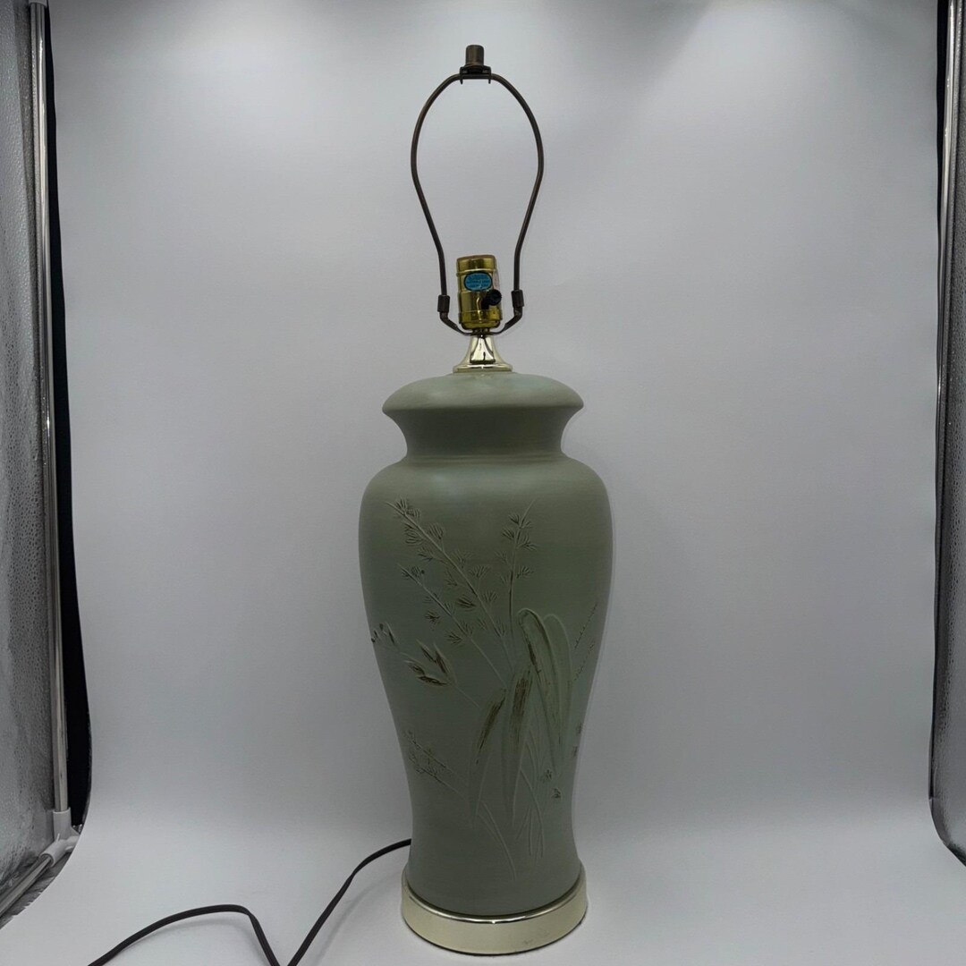 VTG Celadon Green Table Lamp 21" to Socket Top Raised Botanicals 17 ...