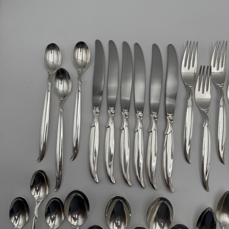 Rogers Bros International Silver Flair Silverplate 47 Pieces, Service ...
