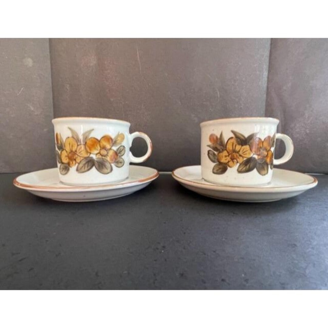Vintage Handgemalt MCM Floral Speckled Set of 2 Cups and Saucers - Etsy