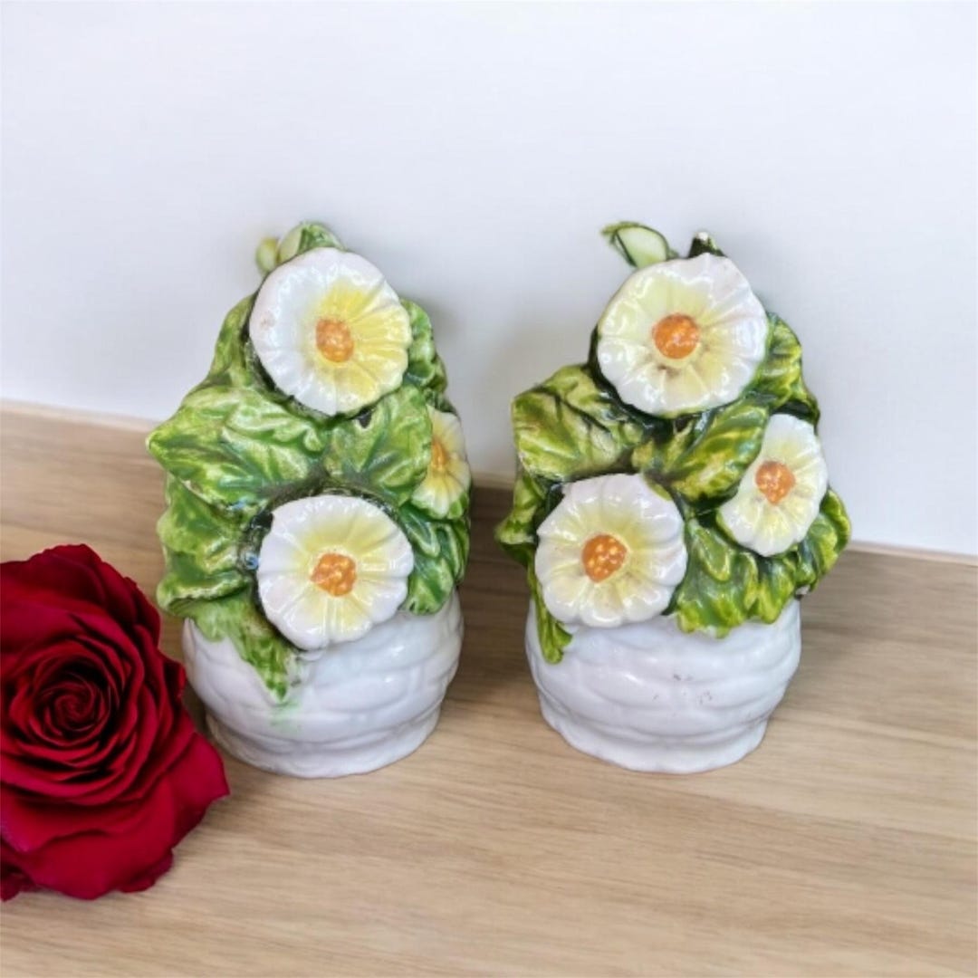 Salt Pepper Flower Shakers, Lefton Rustic Daisy Flower, Retro Diner ...