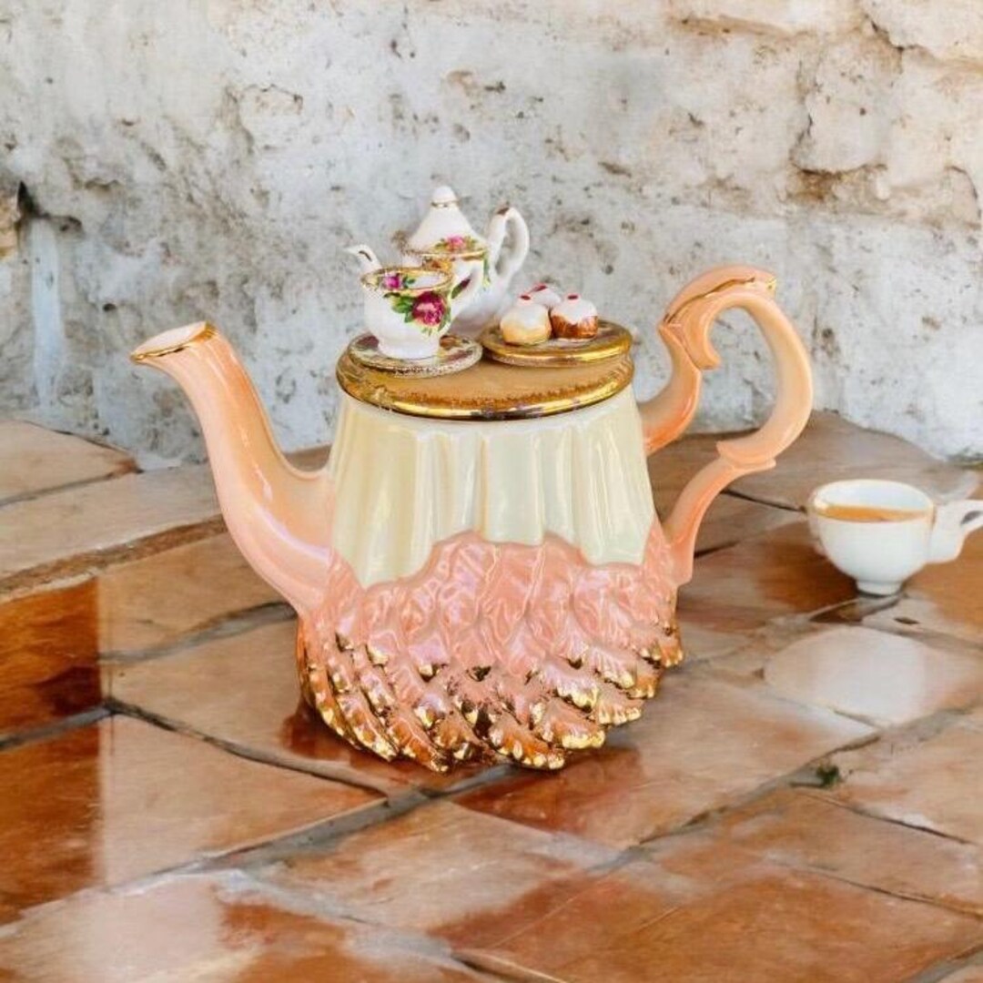 Royal Albert Whimsical Teapot, Old Country Roses Teapot, Royal Doulton ...