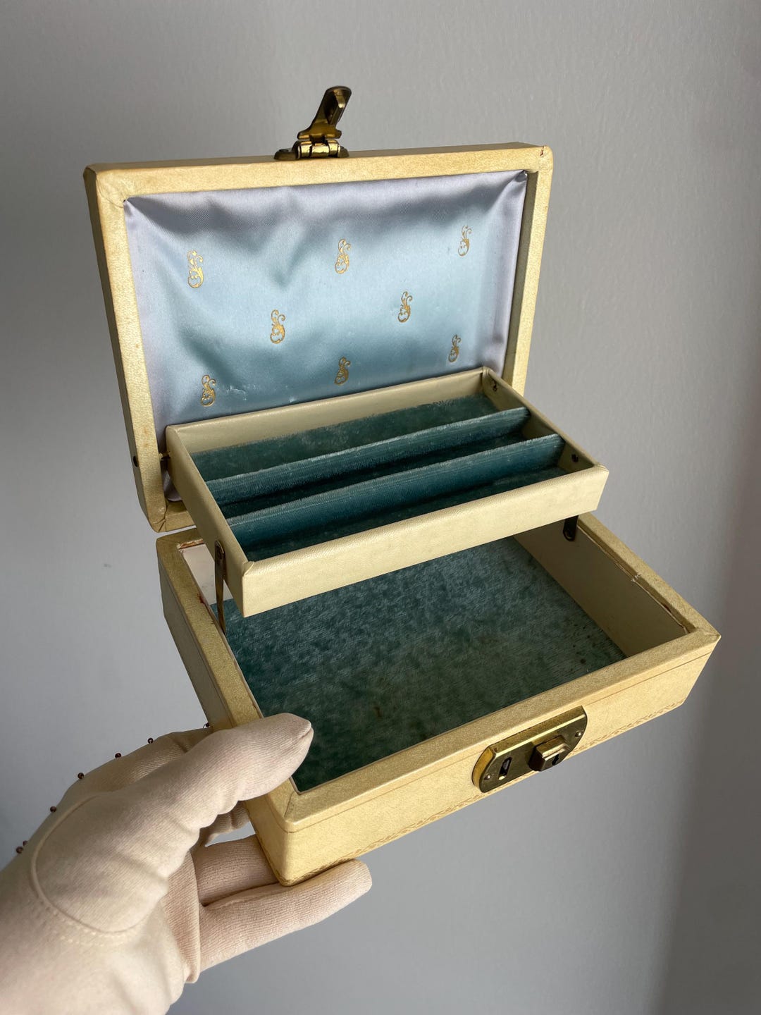 Small Vintage Jewelry Box, One (1) Petite MELE Leatherette, Gold ...
