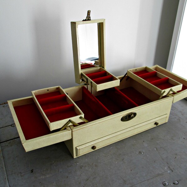 Mele Jewelry Box - Etsy