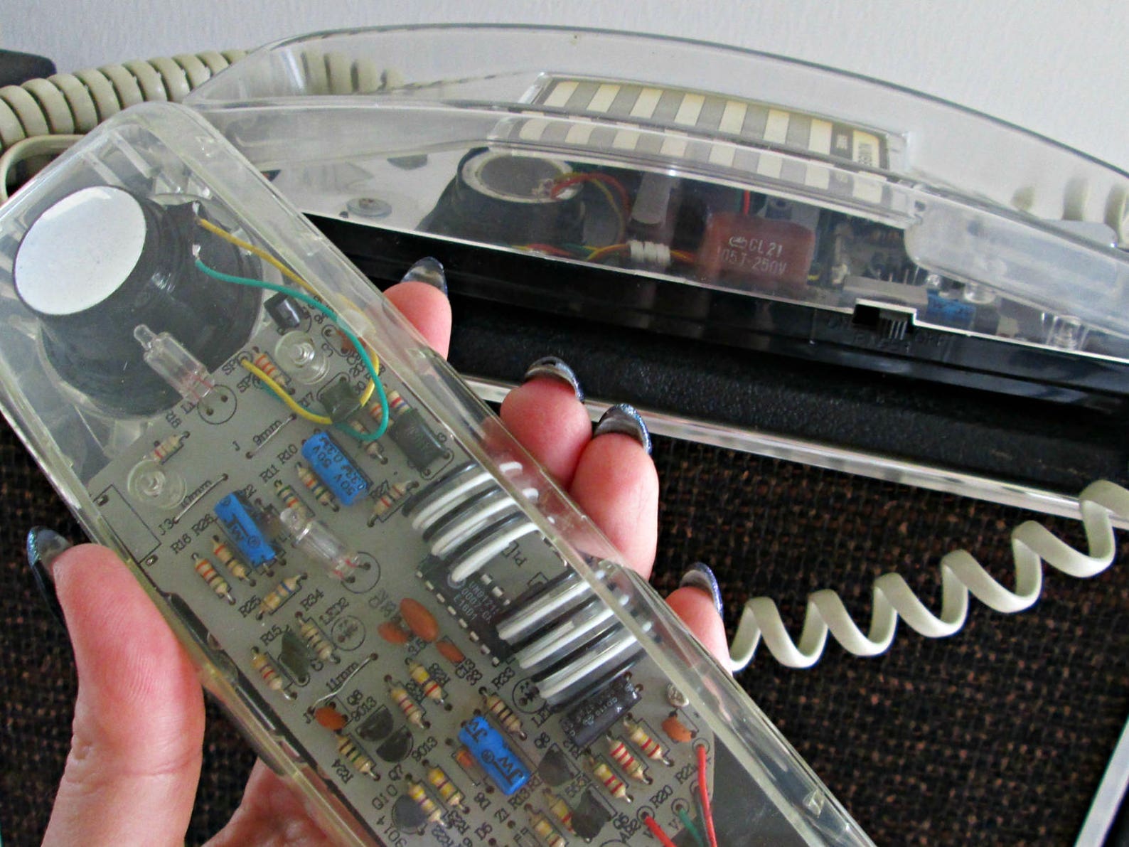 Vintage Clear Telephone | Lenoxx Sound Transparent Tech Phone ...