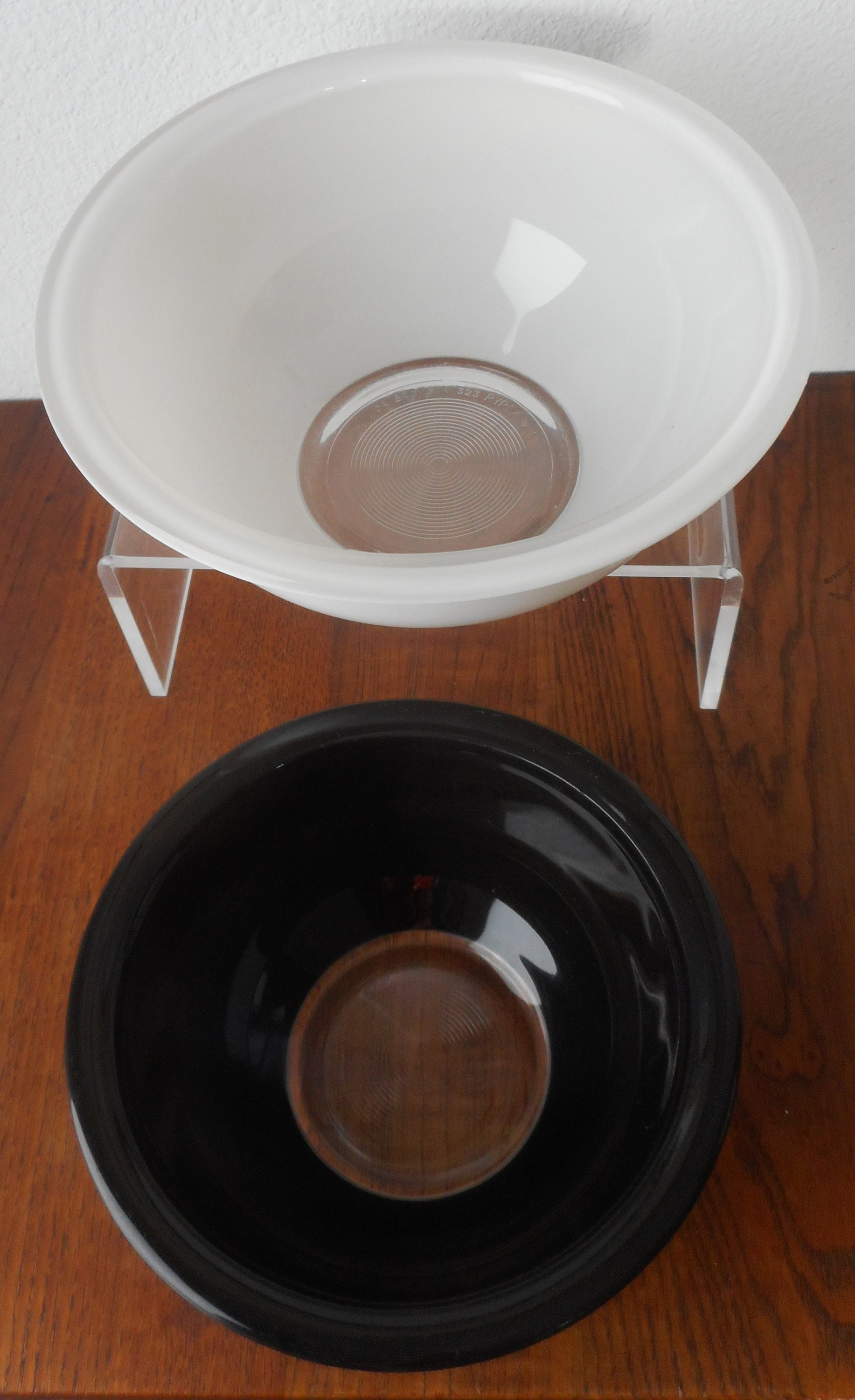 Pyrex Circular Black & White Vintage Nested Mixing Bowls Mid Century - Etsy