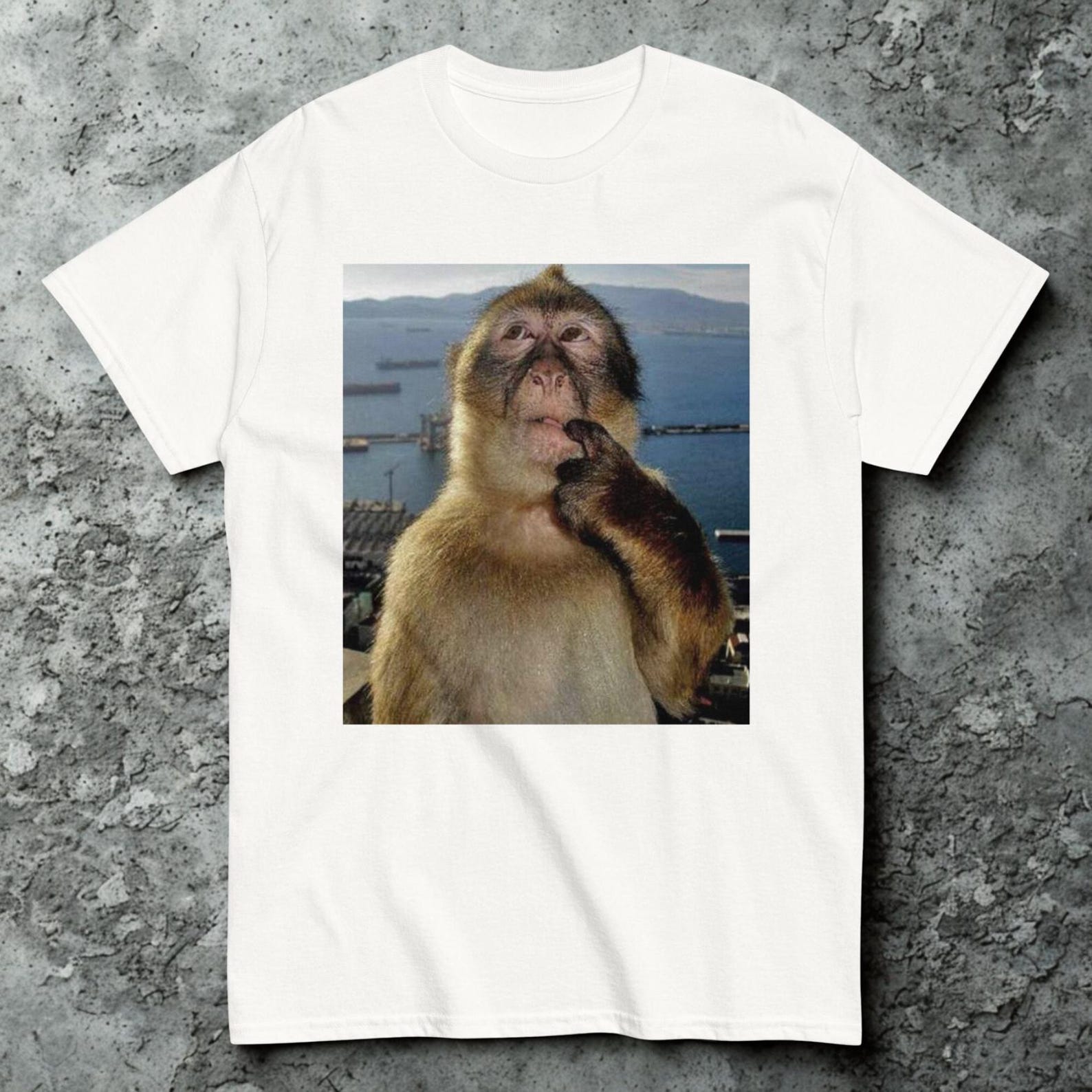 Camiseta con meme de mono pensante divertido, camiseta con gráfico de ...