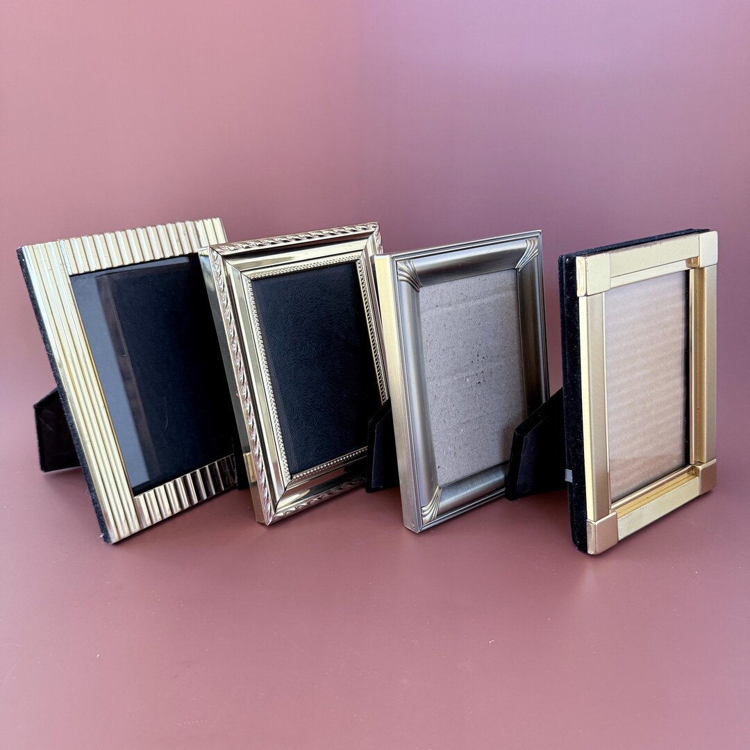 Vintage Gold Metal 3x5 Picture Frame • Velvet Back - Etsy