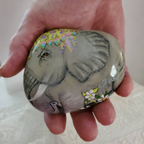 Stone Elephant - Etsy