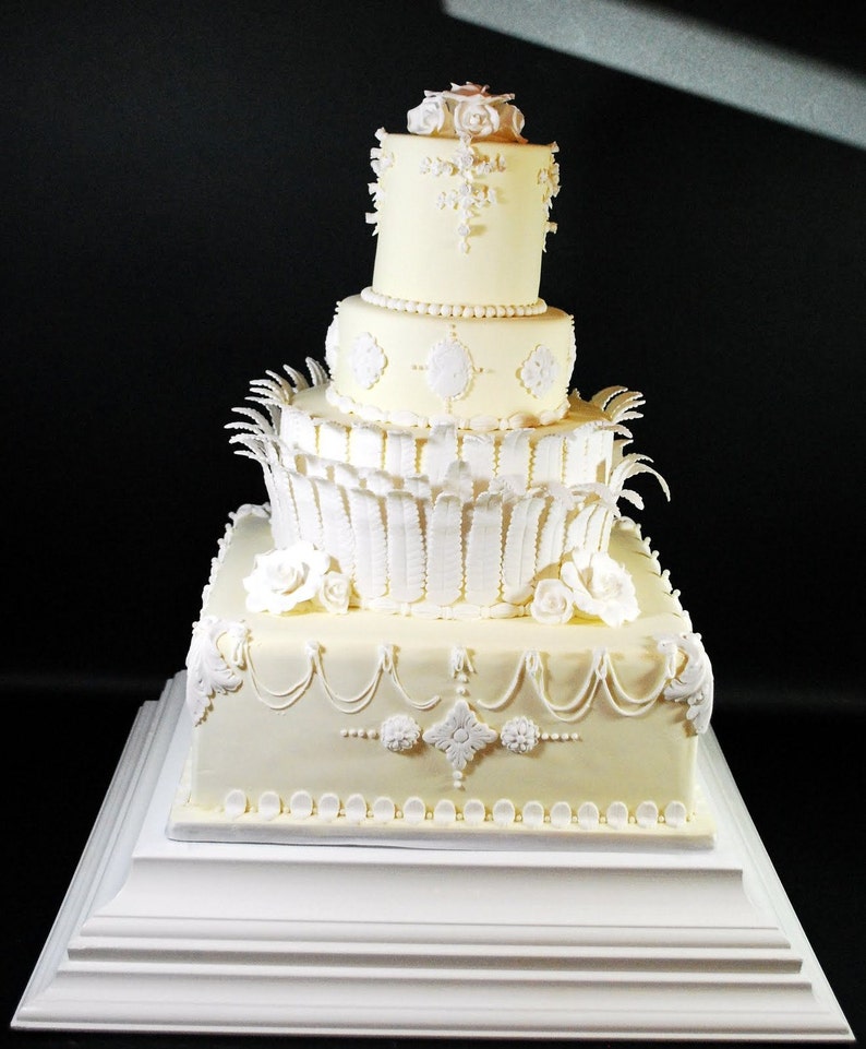 Beautiful White Custom Cake Display Stand - Etsy