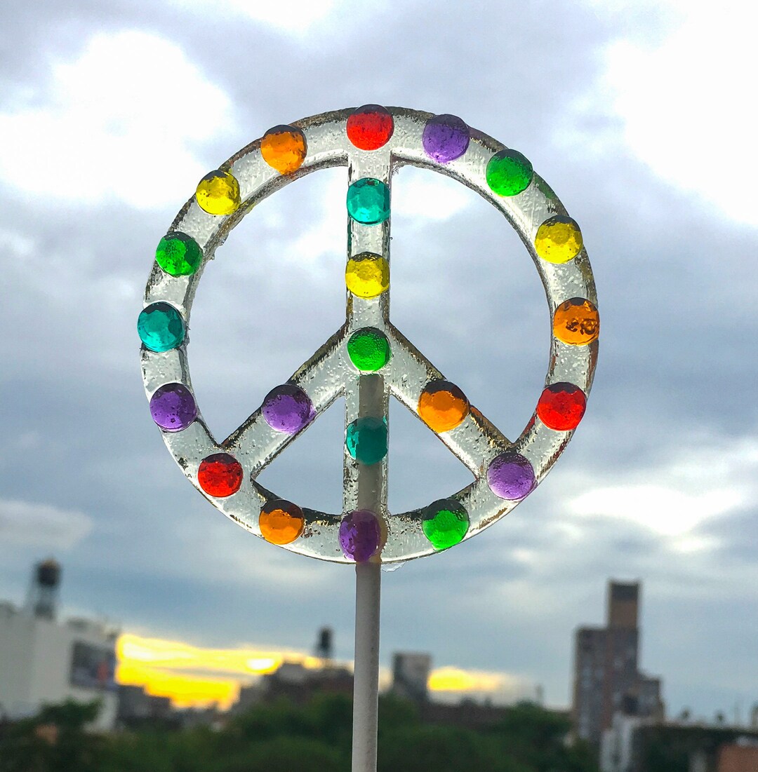 Peace Sign Lollipops Gay Pride LGBTQ Gift Rainbow Peace Candy Gem Piece ...